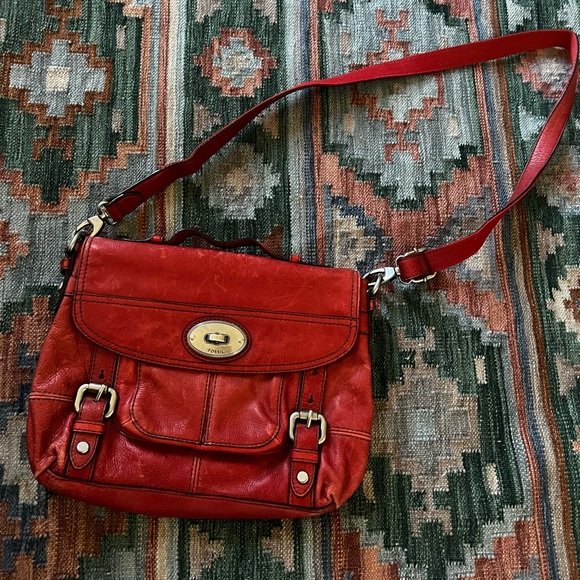 Fossil | Bags | Red Leather Fossil Crossbody Messenger Bag | Poshmark